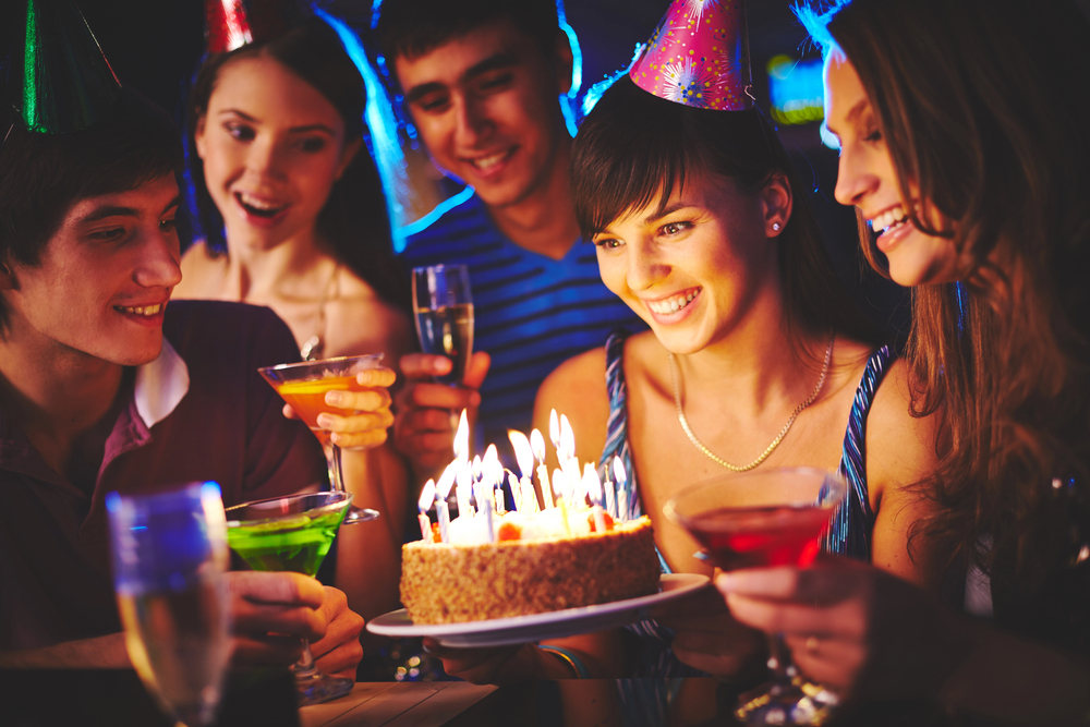 16 Birthday Party Traditions We’ve Forgotten