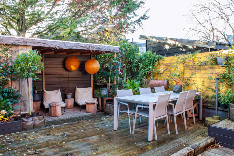 Hang a Disco Ball Outside, and You'll Never See a Fly Again