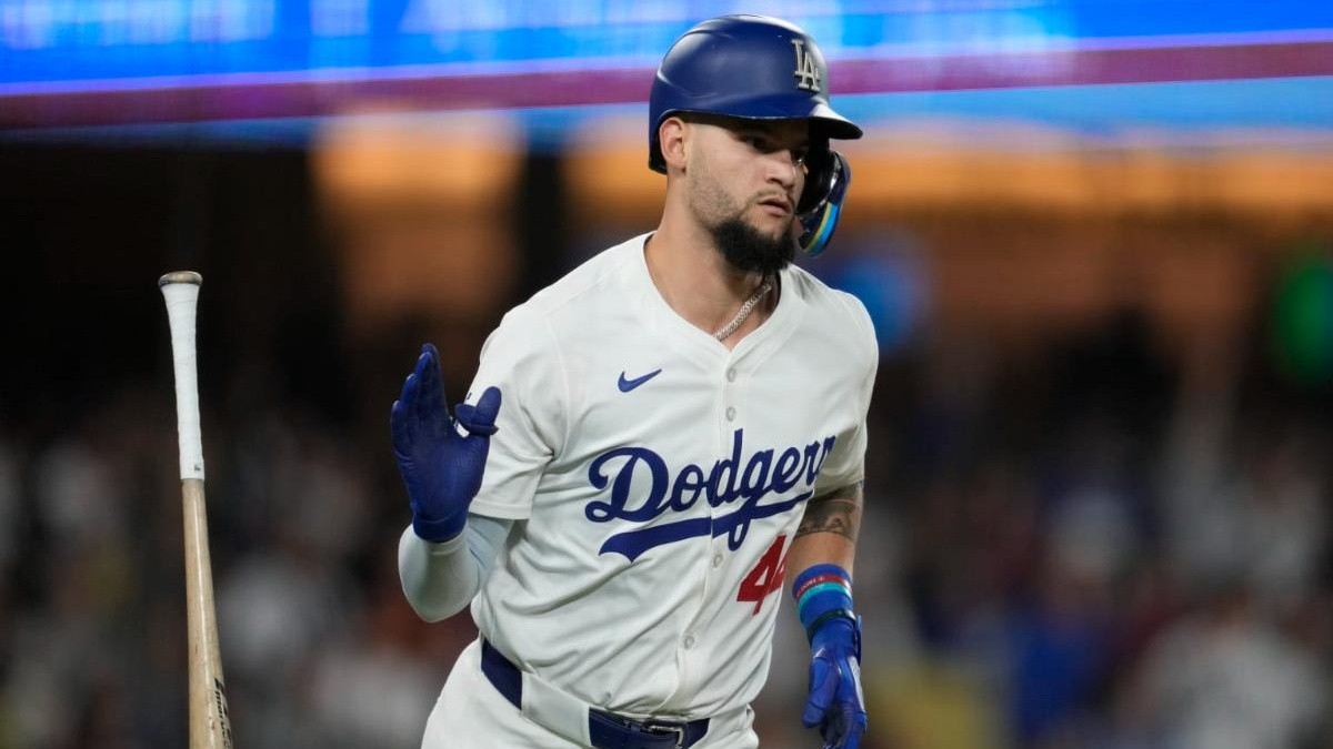 MLB: Mookie Betts' Mom Gives Bowling Lessons to Andy Pages, But It Didn ...