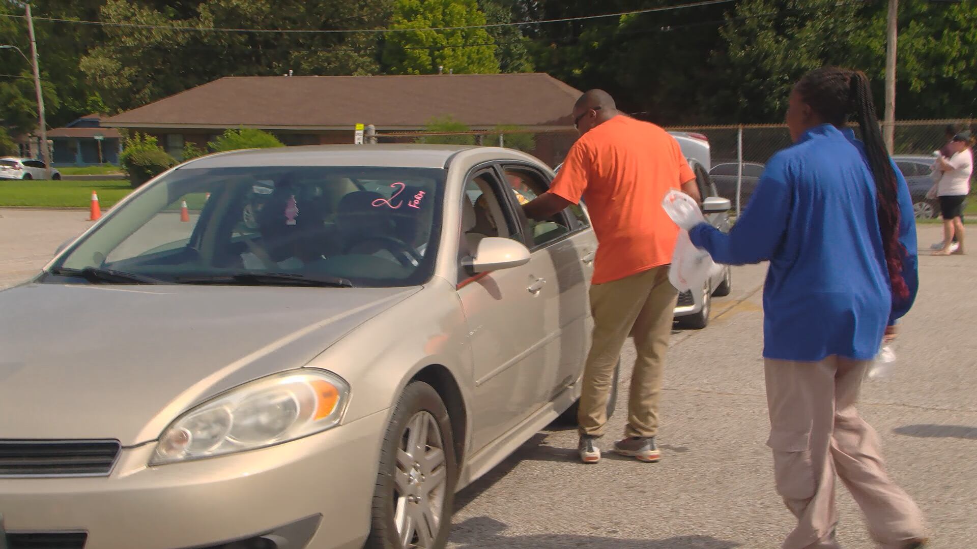 MSCS holds mobile food pantry with cars lining up blocks down the street
