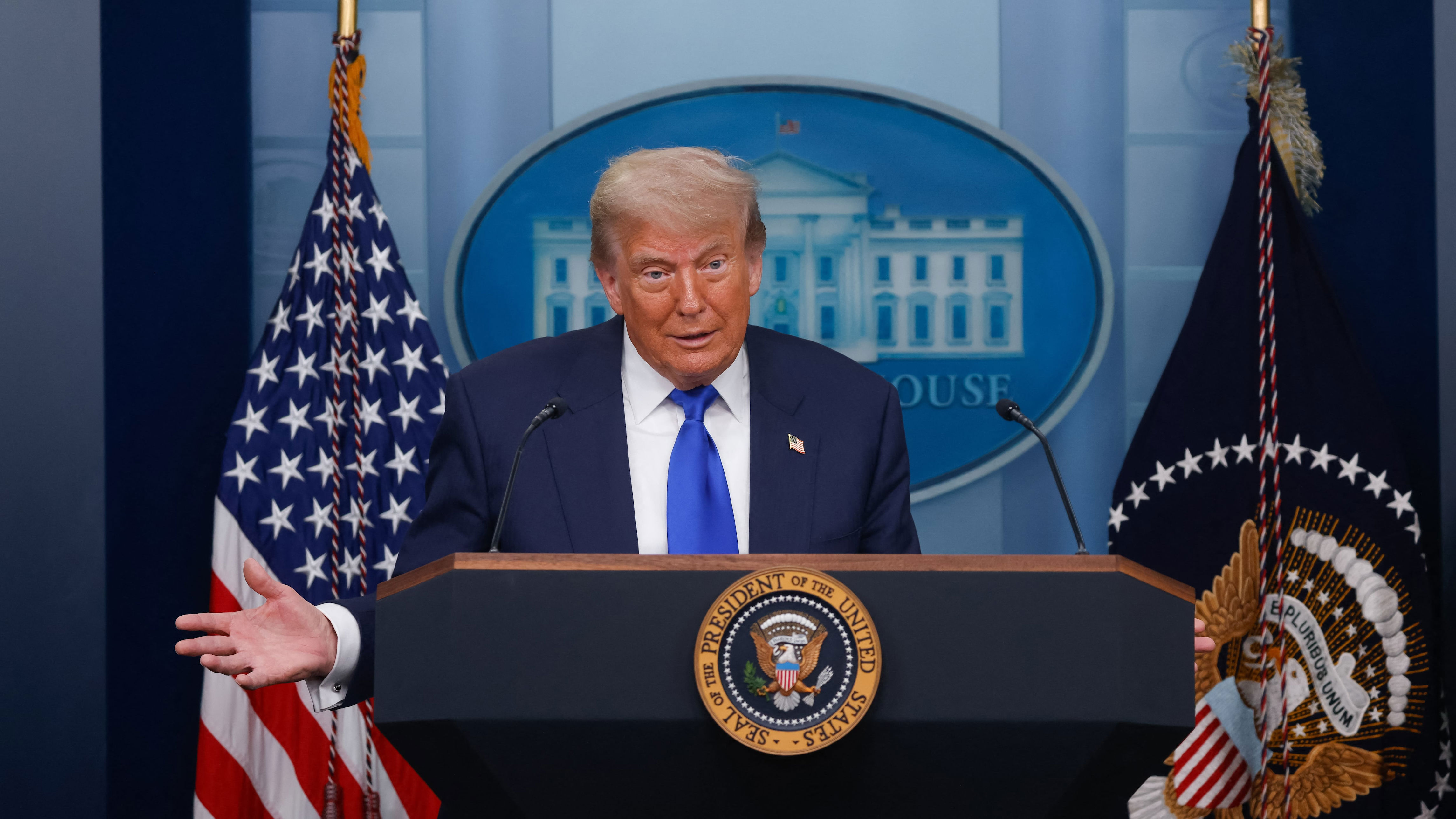 Trump Accuses CNN ‘Sleazebags‘ of Perpetrating a Hoax