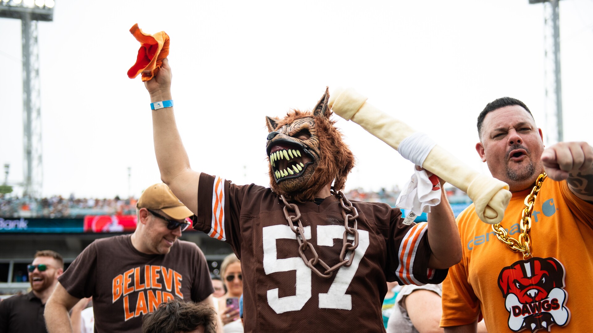 Browns close on purchase of 176 acres for new stadium in Brook Park