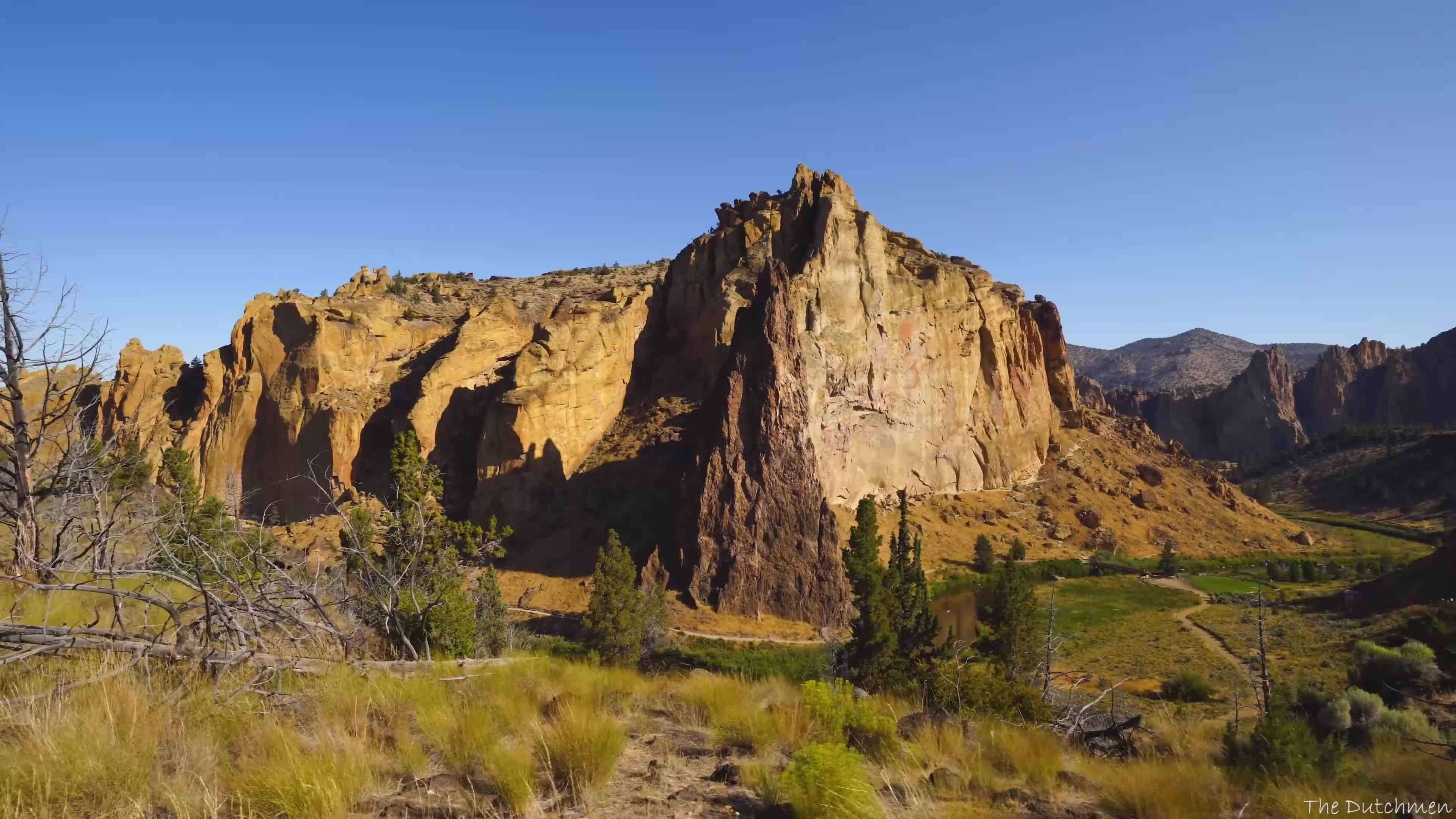 Smith Rock State Park (4K) | Senderismo y Escalada en Oregón con Música