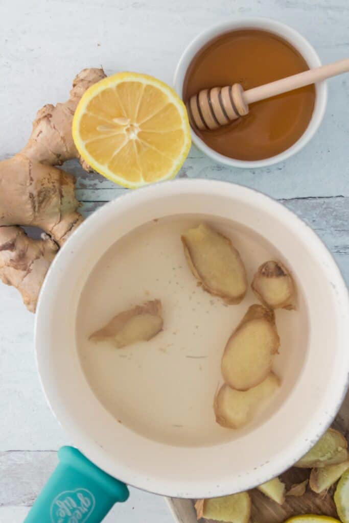 Anti-inflammatory Lemon Ginger Tea Recipe
