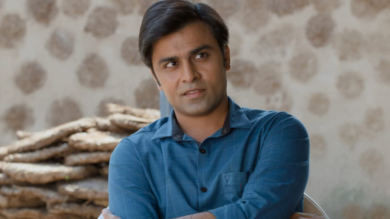 Meet ‘Panchayat’ star Jitendra Kumar: Left IIT for acting, now charges ...