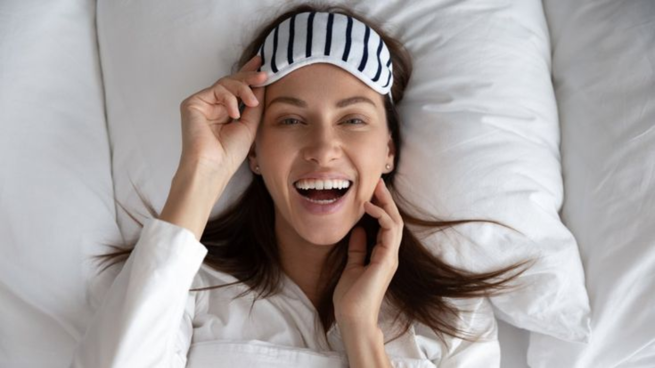 Try this unique DIY facial mask at night for troubled skin