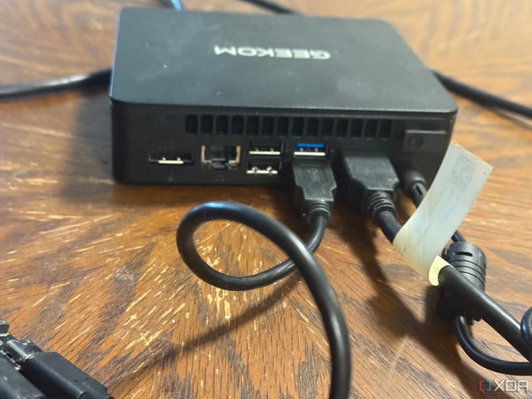 I built a PiKVM to control my PC remotely, and it's a game-changer