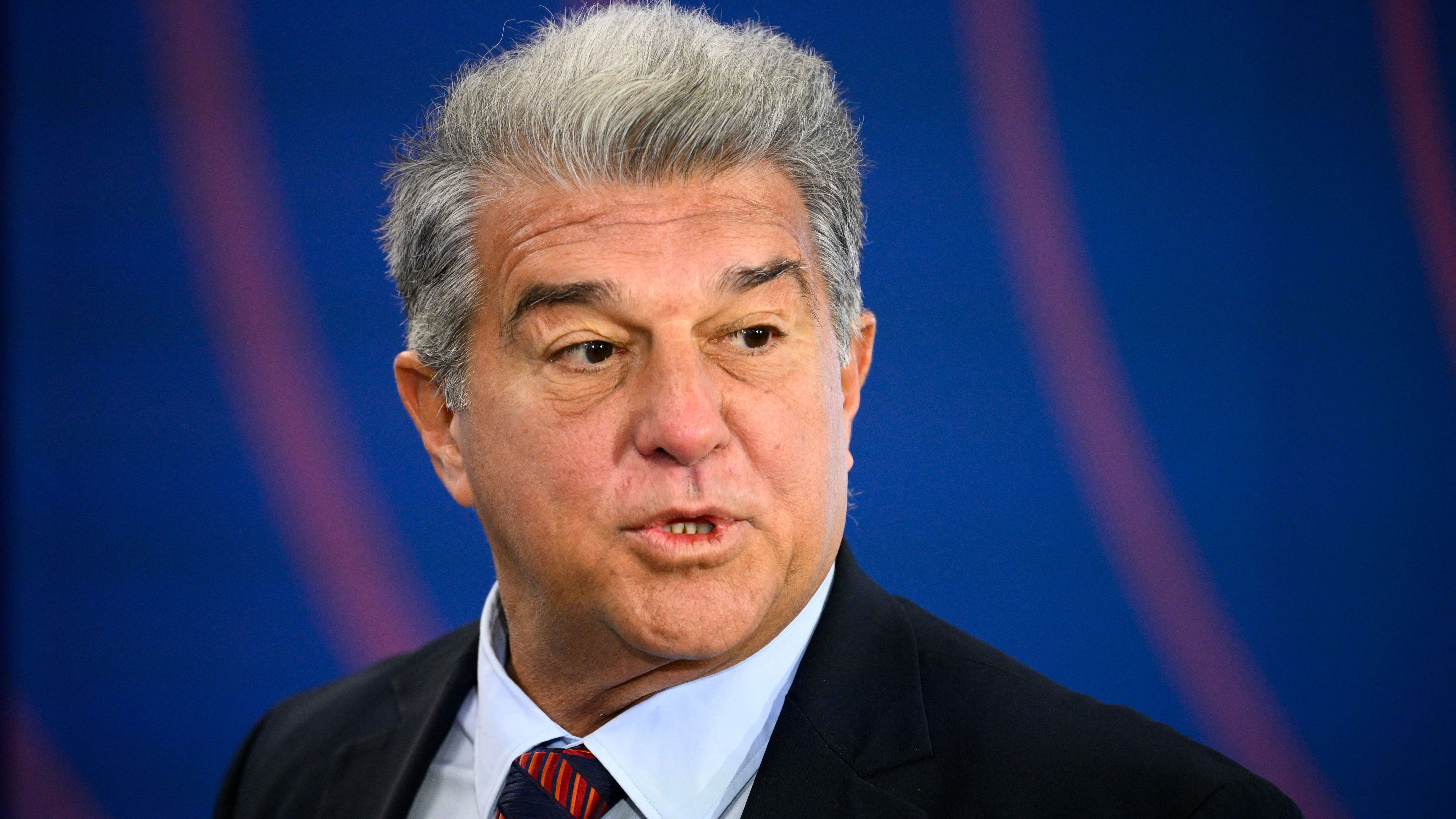 UEFA Resmi Jatuhkan Denda Ke Barcelona & Chelsea Atas Pelanggaran Finansial