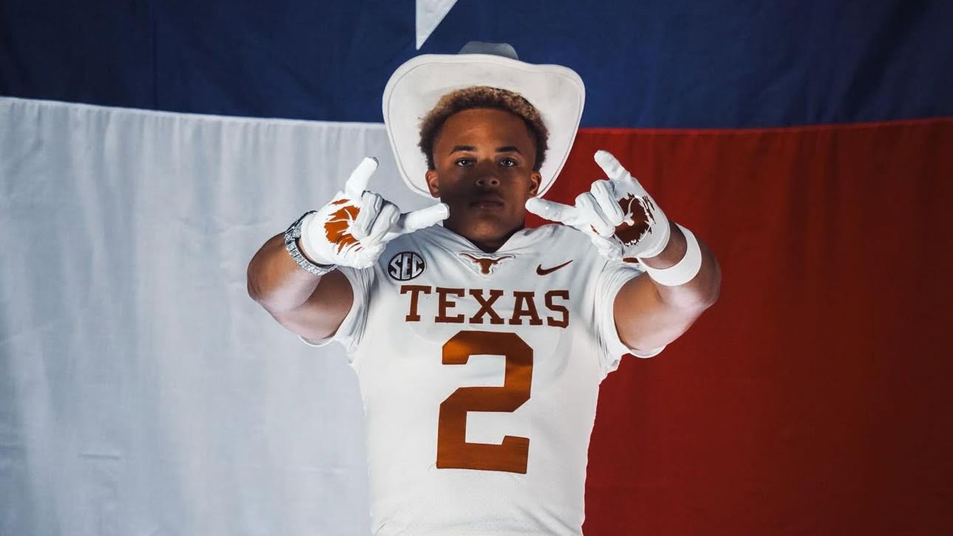 4-Star Texas WR Kaydon Finley commits to the Irish