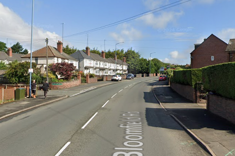 West Midlands Fire Service issues 'avoid area' warning after blaze