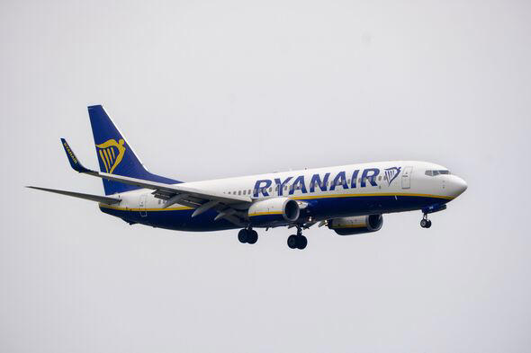 Ryanair horror as '18 injured' after aborted take off as passengers ...