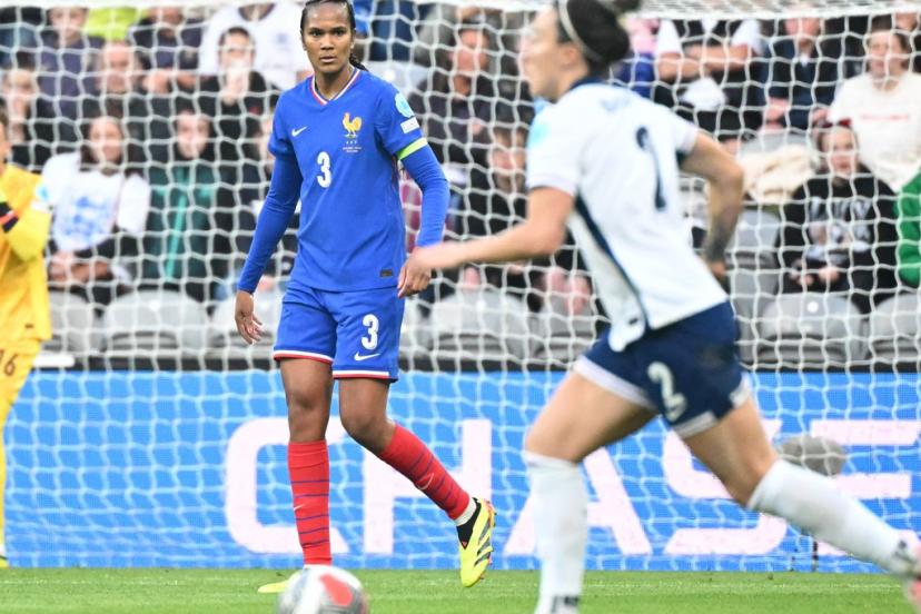 L'Anglaise Lucy Bronze « choquée » par l'absence de Wendie Renard avec ...