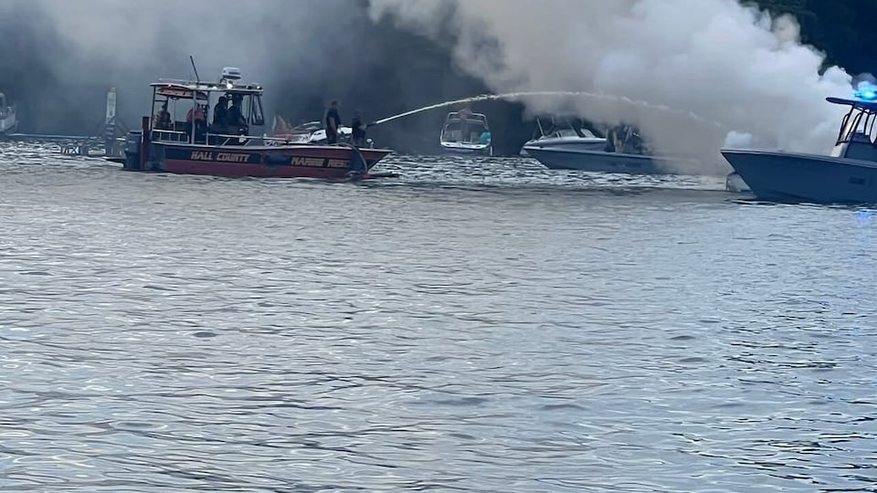 7 injured in Lake Lanier boat explosion, youngest was 5 years old