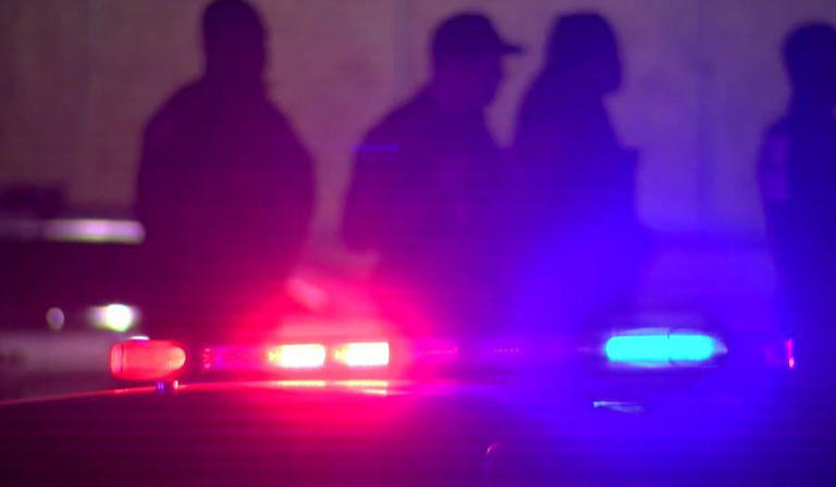 LMPD investigating after man checks into hospital with gunshot wound