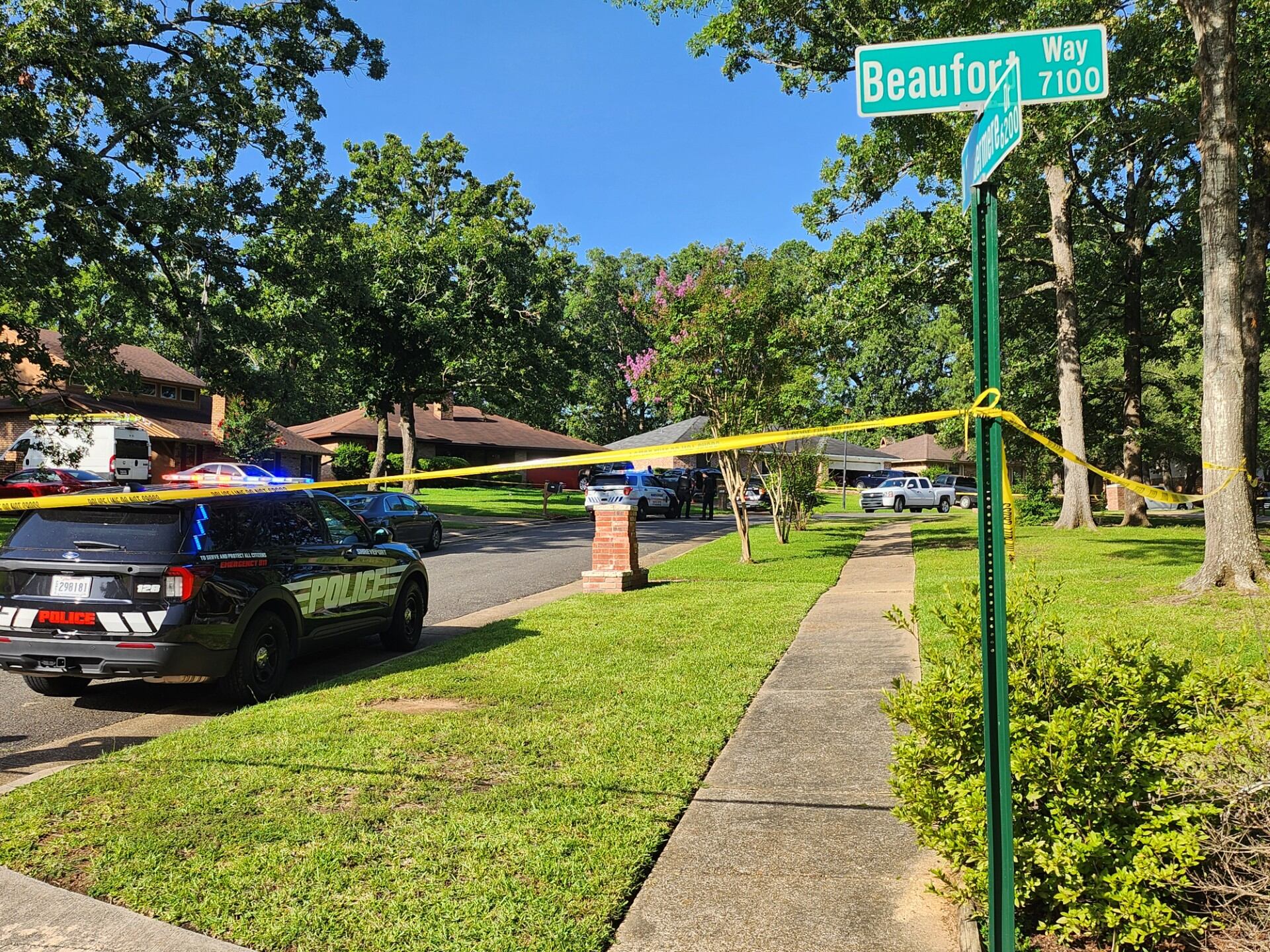 1 dead, 1 in life-threatening condition after shooting incident on N ...