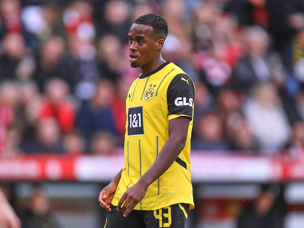 BVB-Spieler Gittens unterschreibt beim FC Chelsea