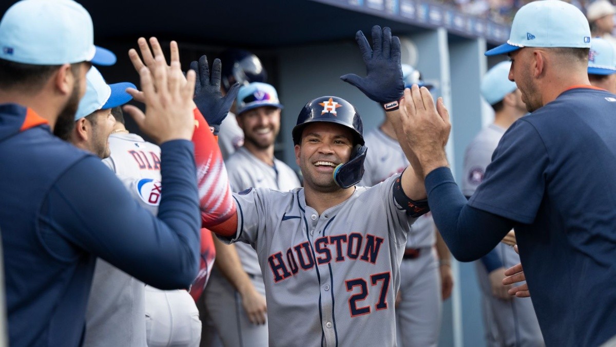 MLB: José Altuve Booed After Explosive Performance in Astros' Historic ...