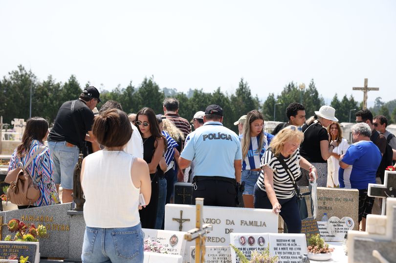 Diogo Jota graveyard quickly shut and police called as fans take selfies
