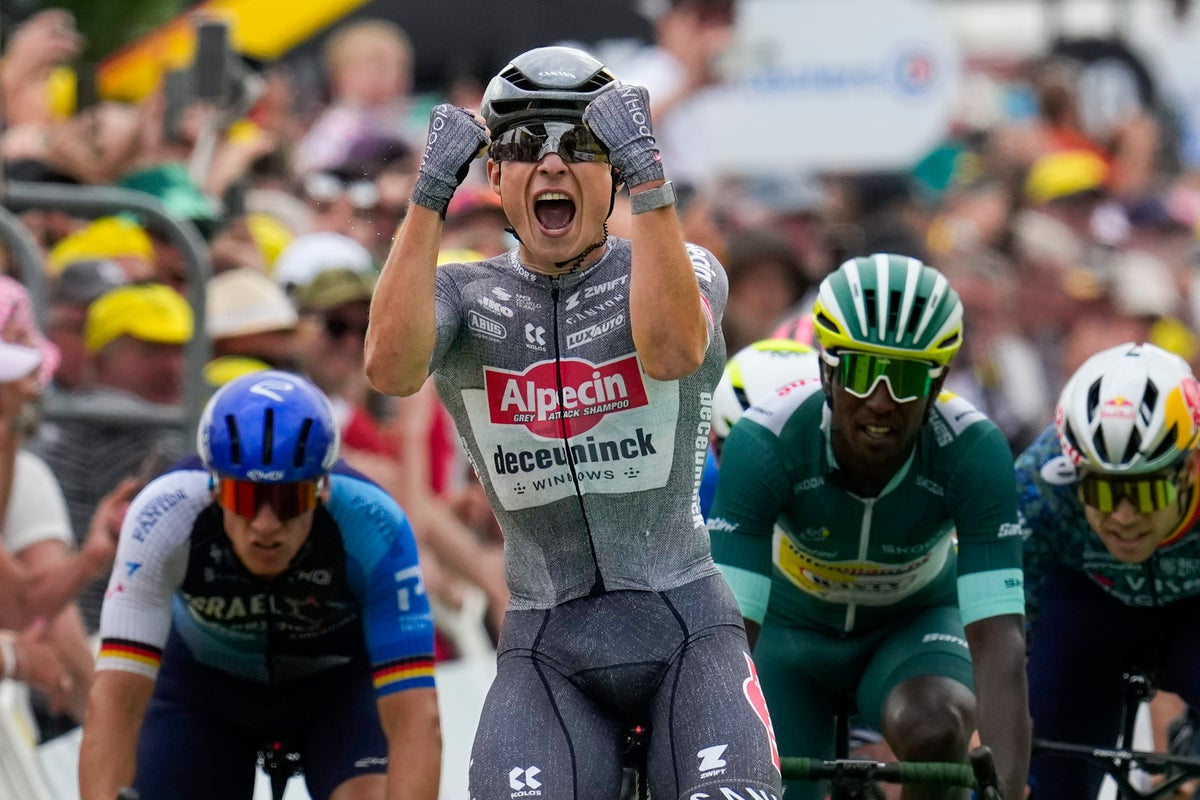 Tour de France 2025 live: Stage 1 result as Jasper Philipsen sprints to ...