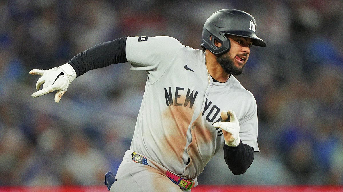 Yankees’ Jasson Dominguez leaves Rangers game after hit-by-pitch