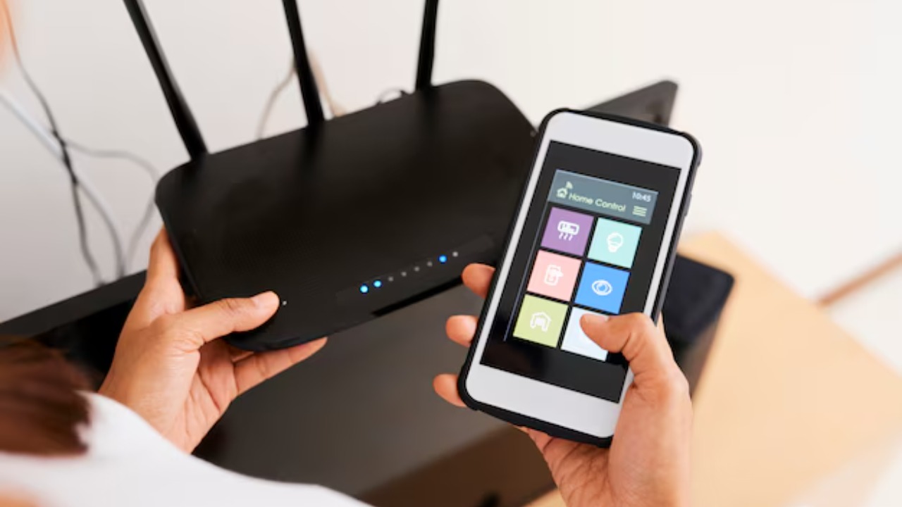 How to tell if someone is using your Wi-Fi
