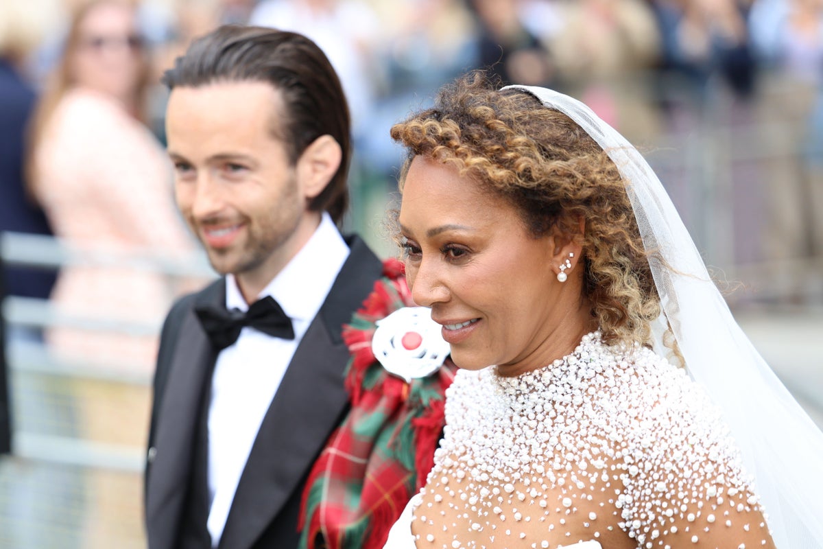 Which Spice Girls missed Mel B’s wedding to Rory McPhee?