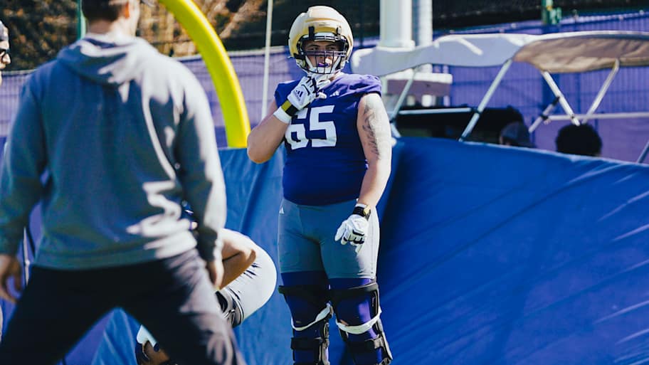 Husky Roster Review: Jack Shaffer Made Physical First Impression