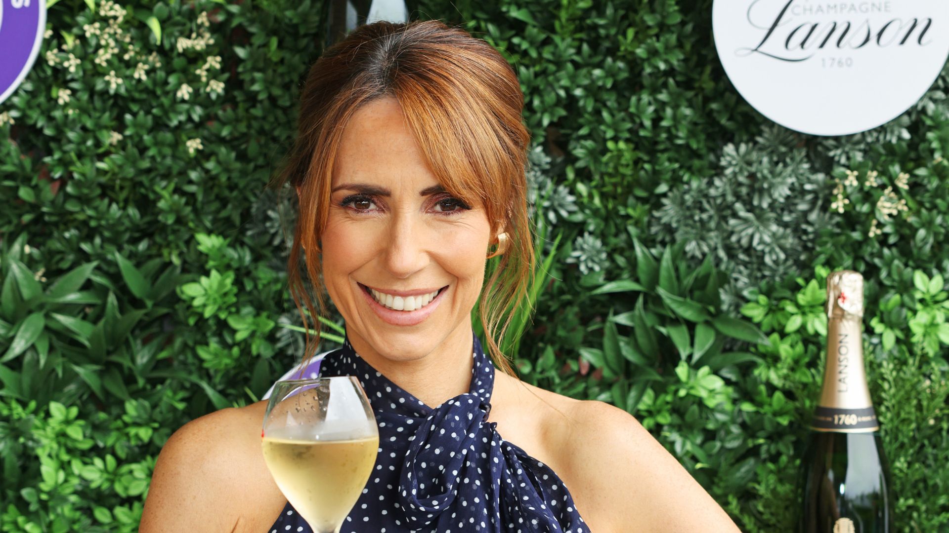 Alex Jones just arrived at Wimbledon in the 'unbelievably flattering' dress you'll see ...