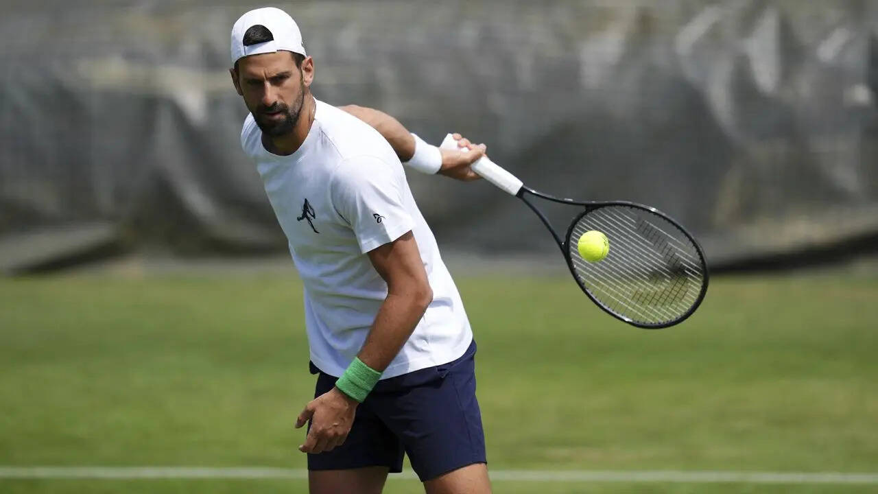 Novak Djokovic Reveals Meaning Behind New Wimbledon Celebration, Melts ...