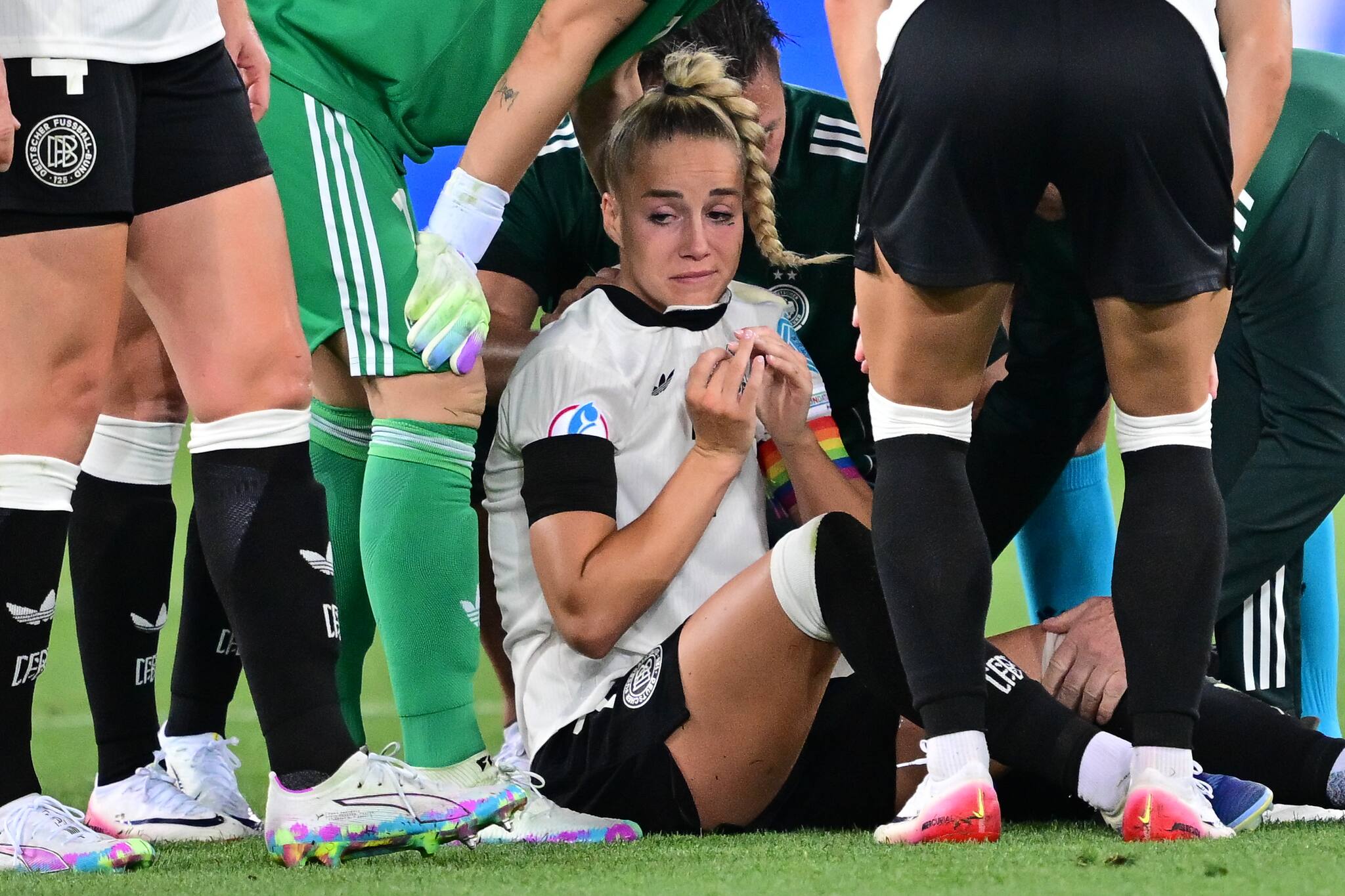 Was das EM-Aus bedeutet: Giulia Gwinn zieht sich Innenbandverletzung zu