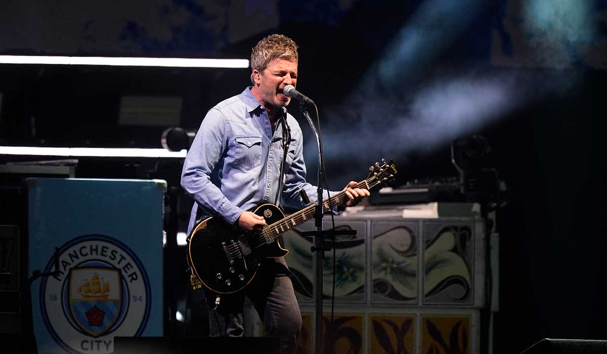 ‘This is who you lost your ticket to’ — Viral crowd video from Oasis ...