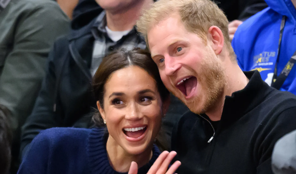 Meghan Markle Posts Selfie from Second Date with Prince Harry-and I ...