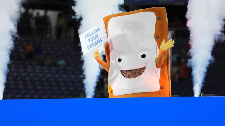 EA Sports' 'College Football 26' gives first glimpse of Pop-Tarts ...