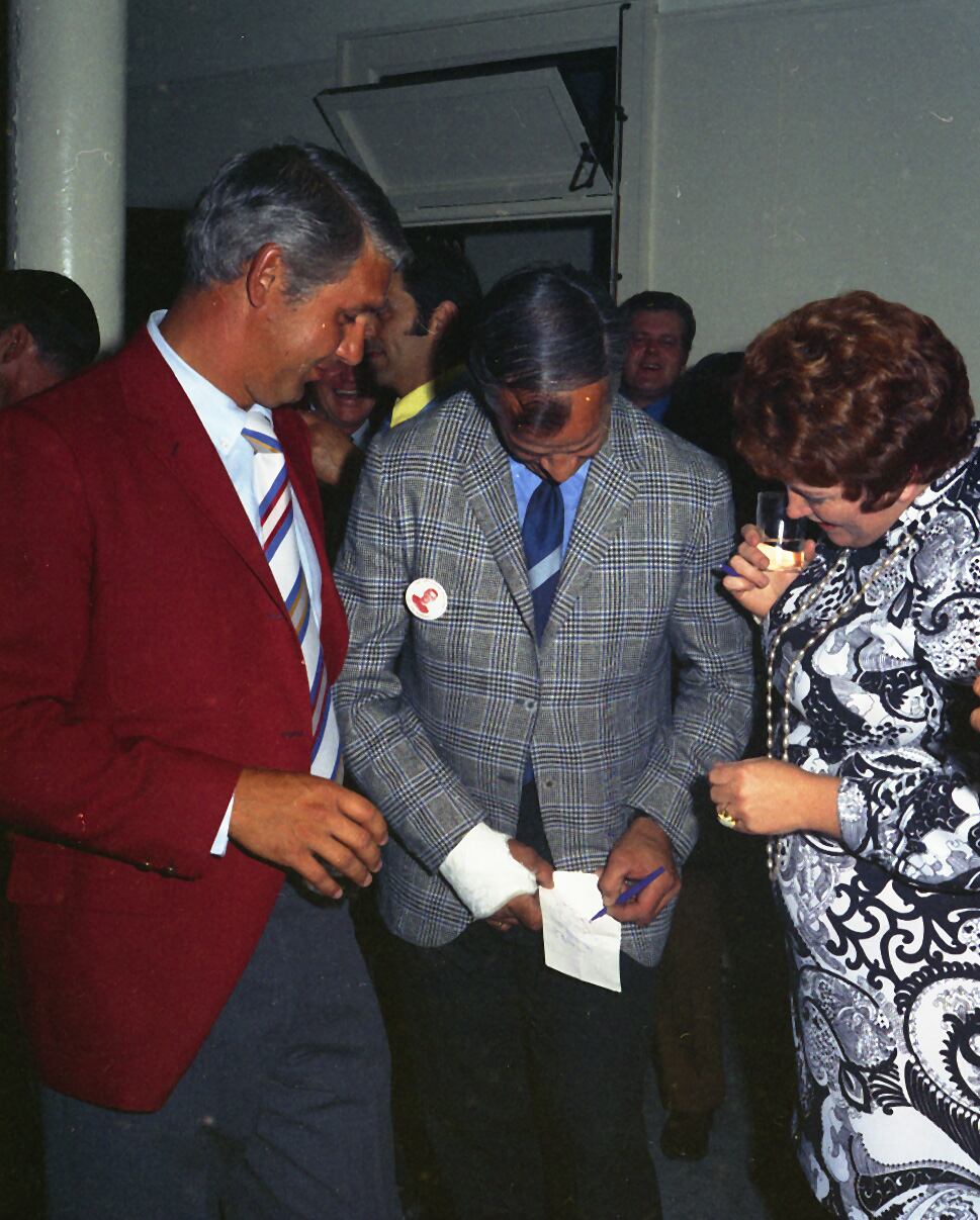 Red Wings all-star Alex Delvecchio remembered for 'legendary' NHL ...