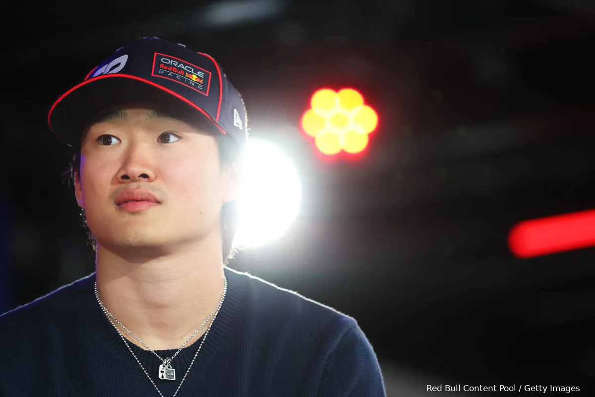 Tsunoda ziet licht aan einde van tunnel: 'Ik loop twee stappen achter ...