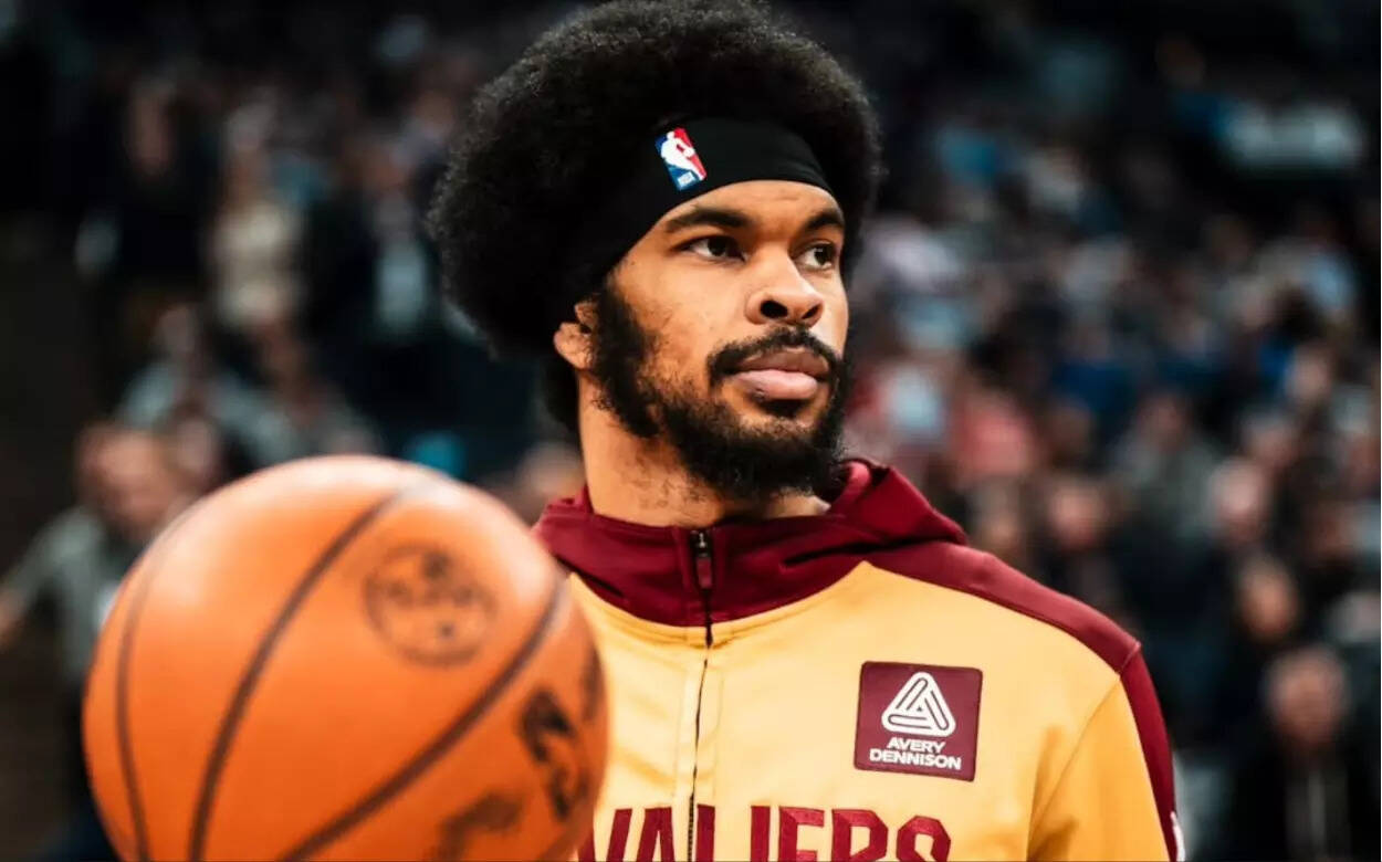 Golden State Warriors eye new addition, but Jarrett Allen trade looms ...