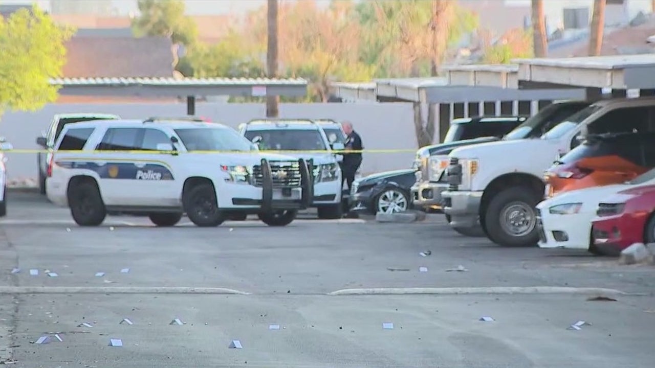 Shooting in Phoenix sends 2 women to the hospital: PD