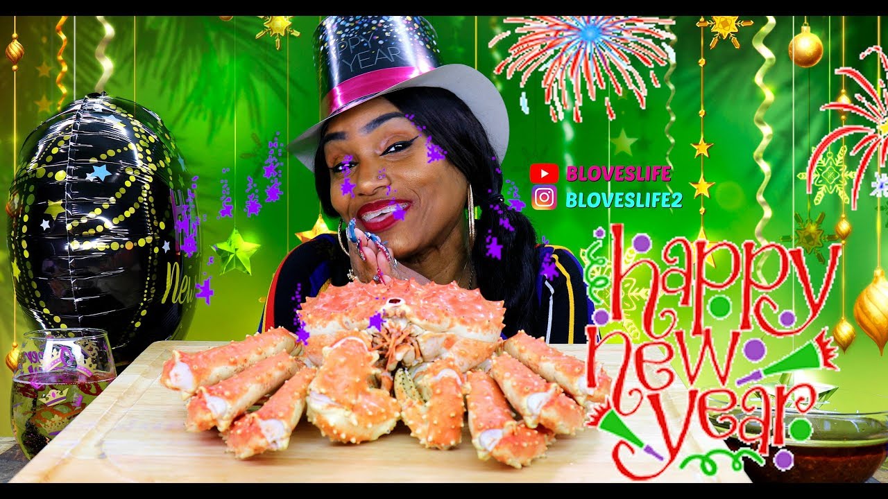 New Year’s seafood boil with Curtis Jr. at the table