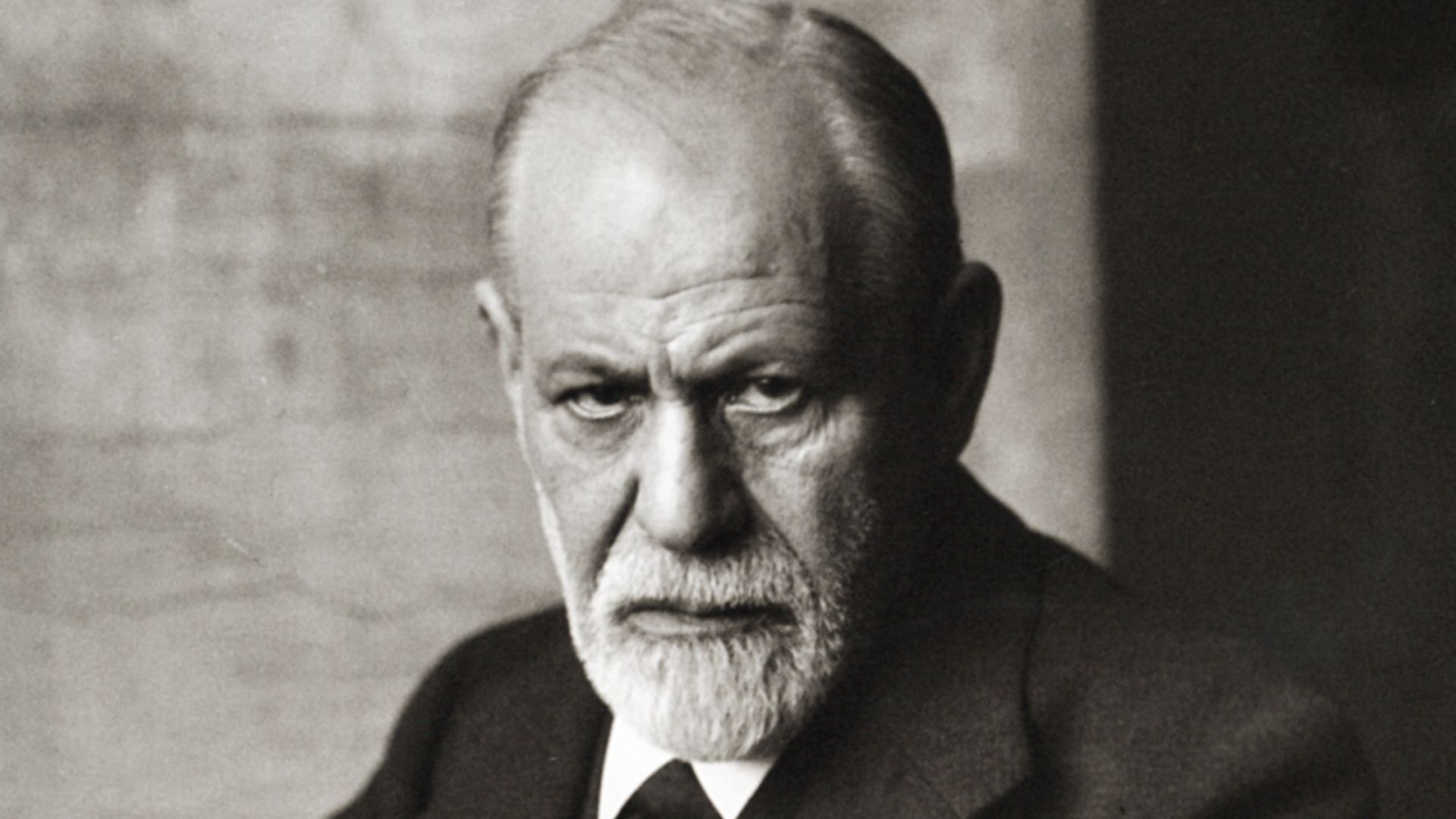 20 Historical Figures Who Had Weird Habits