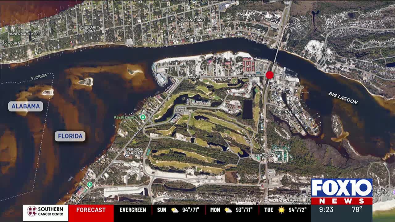 UPDATE: 2 pedestrians killed early Saturday morning