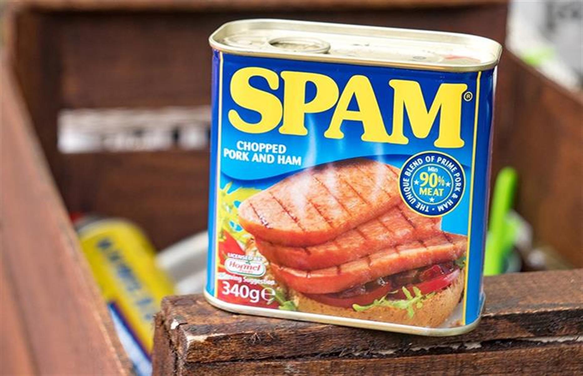 27 Iconic Food Brands With Fascinating Design Stories