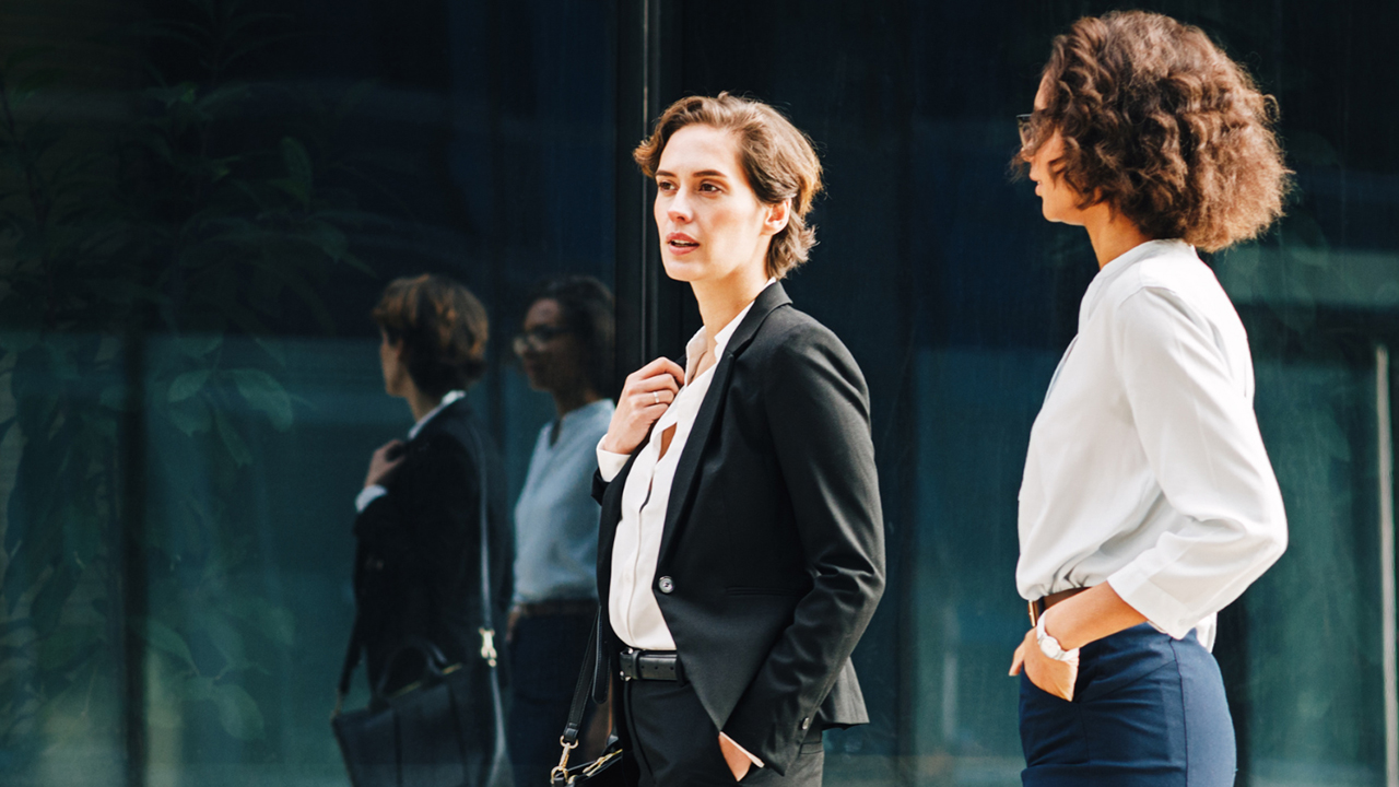 7 Subtle Hints You're Missing About How People Perceive You