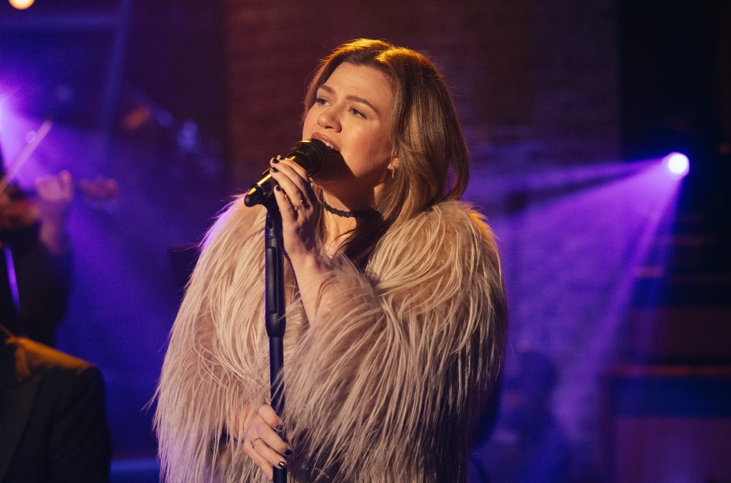 Kelly Clarkson's ‘Studio Sessions' Las Vegas Residency Setlist: Every ...