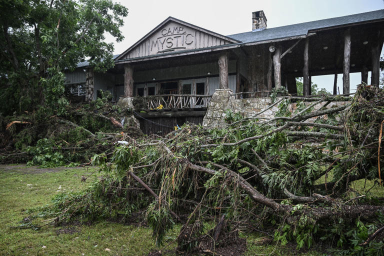 Camp Mystic’s leader got a ‘life threatening’ flood alert. They ...