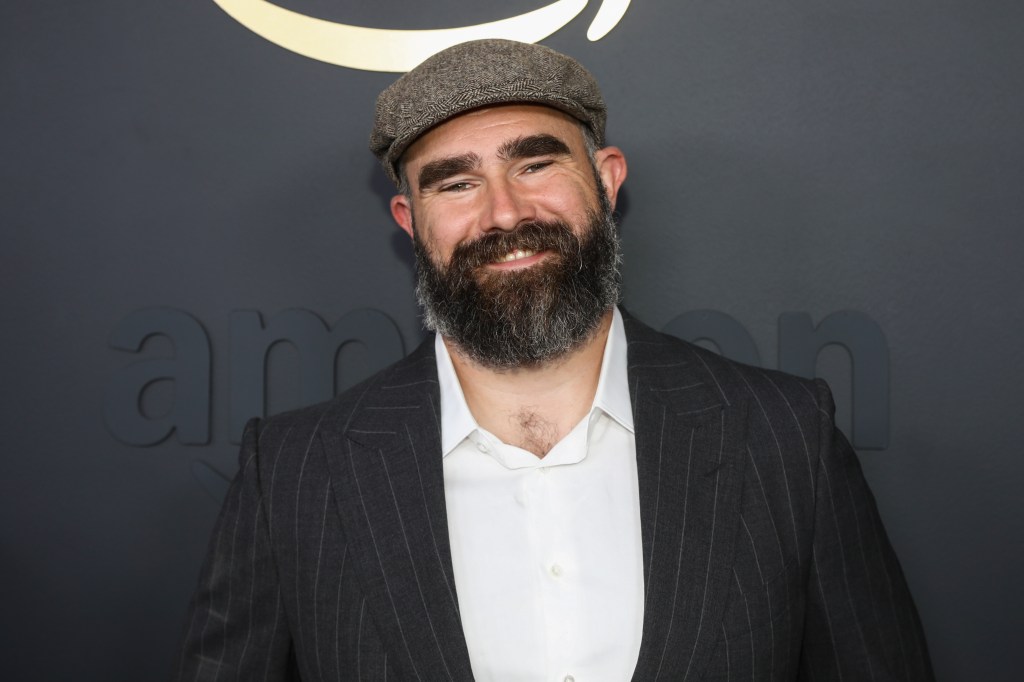 Jason Kelce posts ‘cheers’ to America on July 4th — and is immediately ...