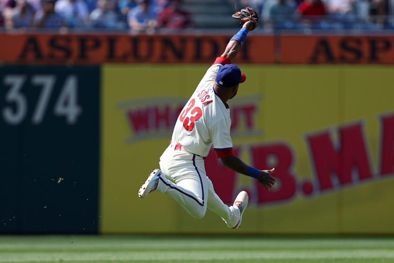 Alec Bohm, Kyle Schwarber homers power Phillies past Cincinnati Reds