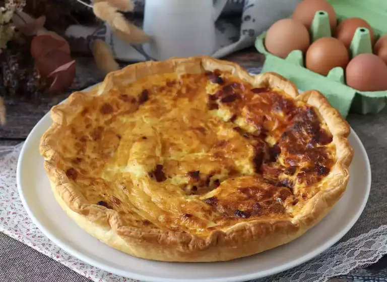 Snadný domácí recept na quiche lorraine