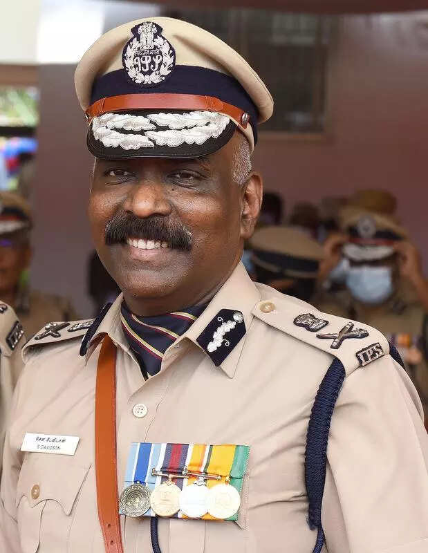 ADGP’s advisory to keep women police officers off security duty kicks ...