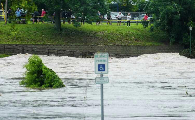 Texas fire chief missing after he was swept away in floodwaters near ...