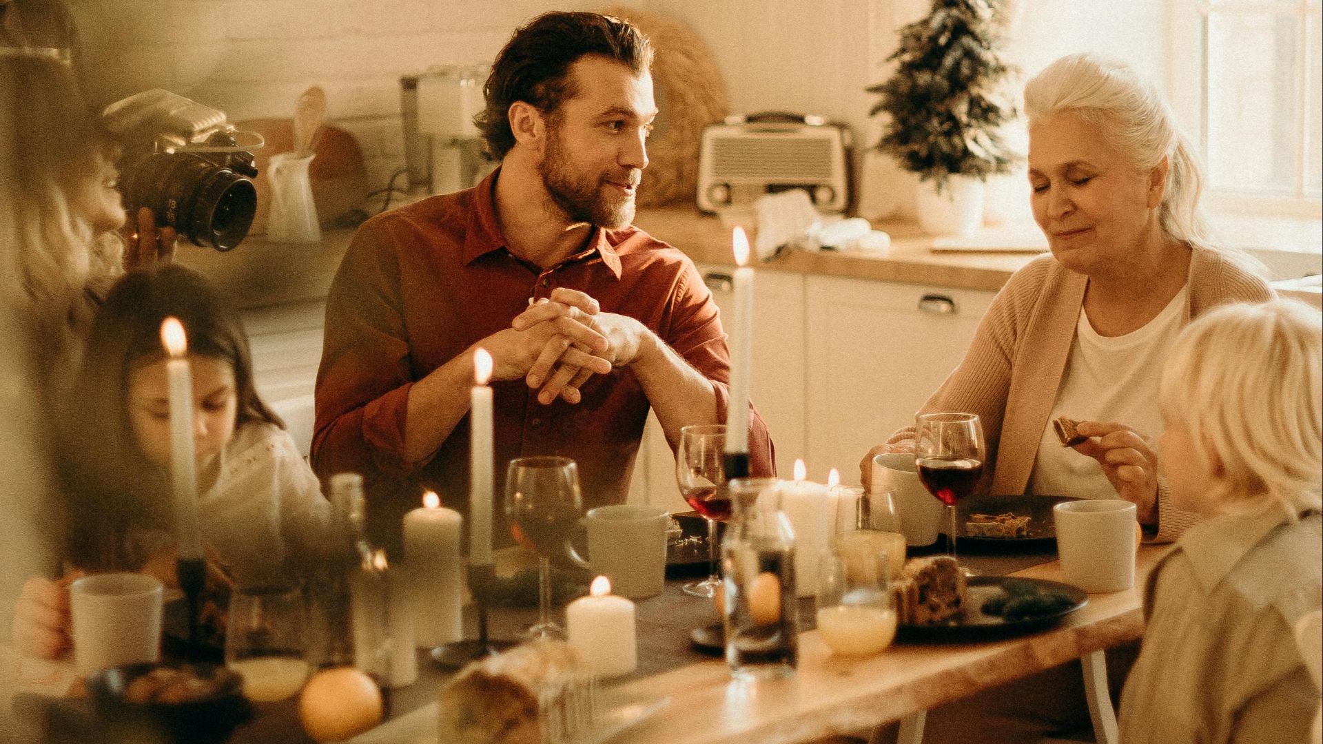 Keep Tradition Alive: 20 Benefits Of Eating Family Dinners Together